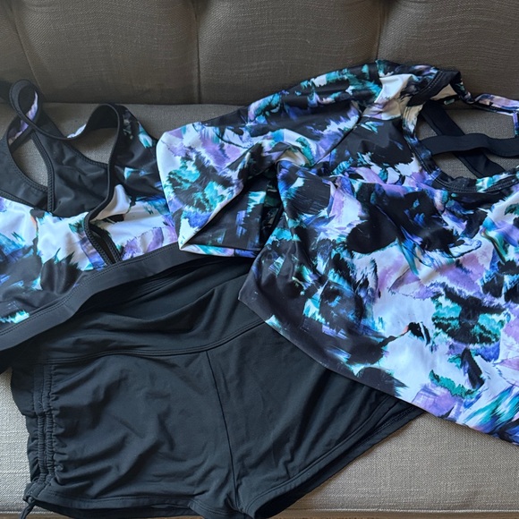 Fabletics | Swim | Swim Set With Black Shorts Rash Guard | Poshmark
